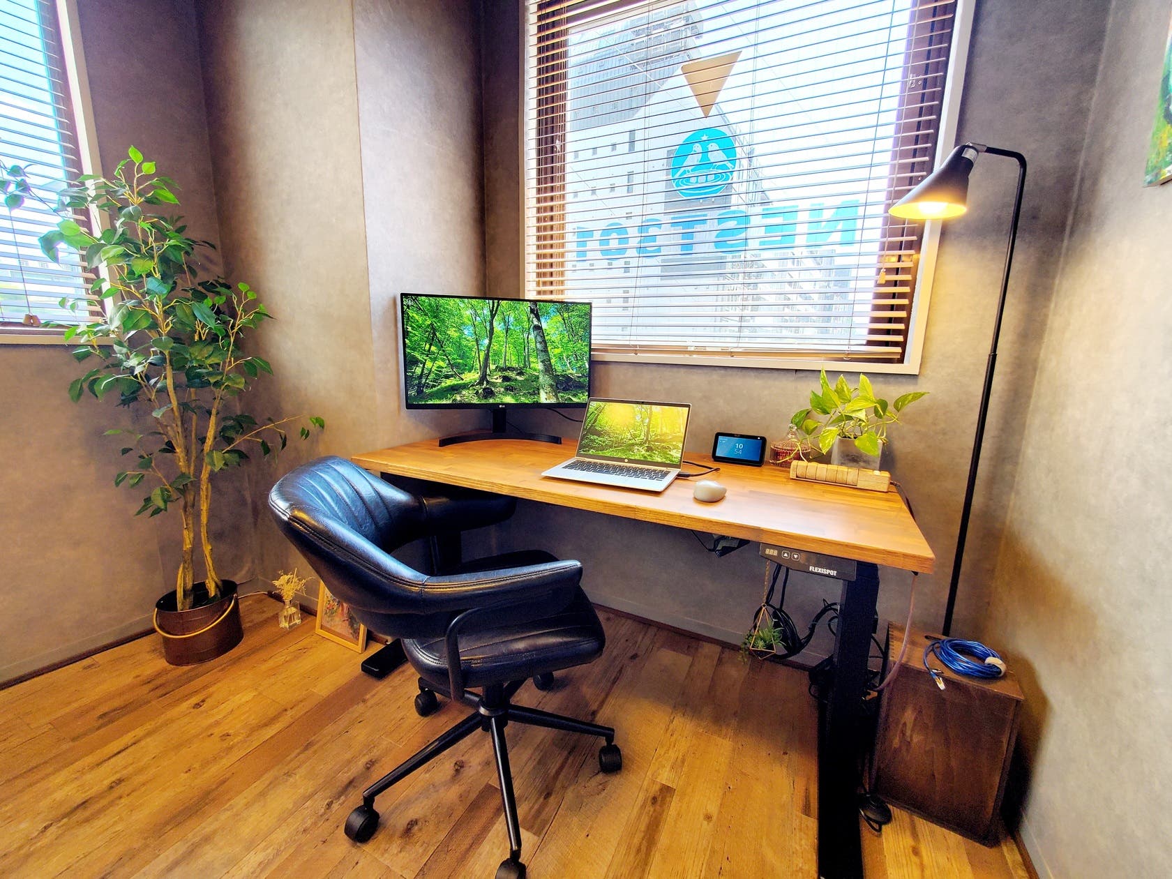 【カフェ風】充実設備🚃北浜5分👢土足OK✨光&有線LAN🪞ミラー🎥プロジェクタ☀二面採光🖥️モニター4台【会議室】の写真10