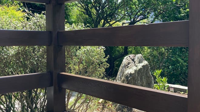 ウッドデッキでティータイム🎶 夜は月見も✨ の写真1