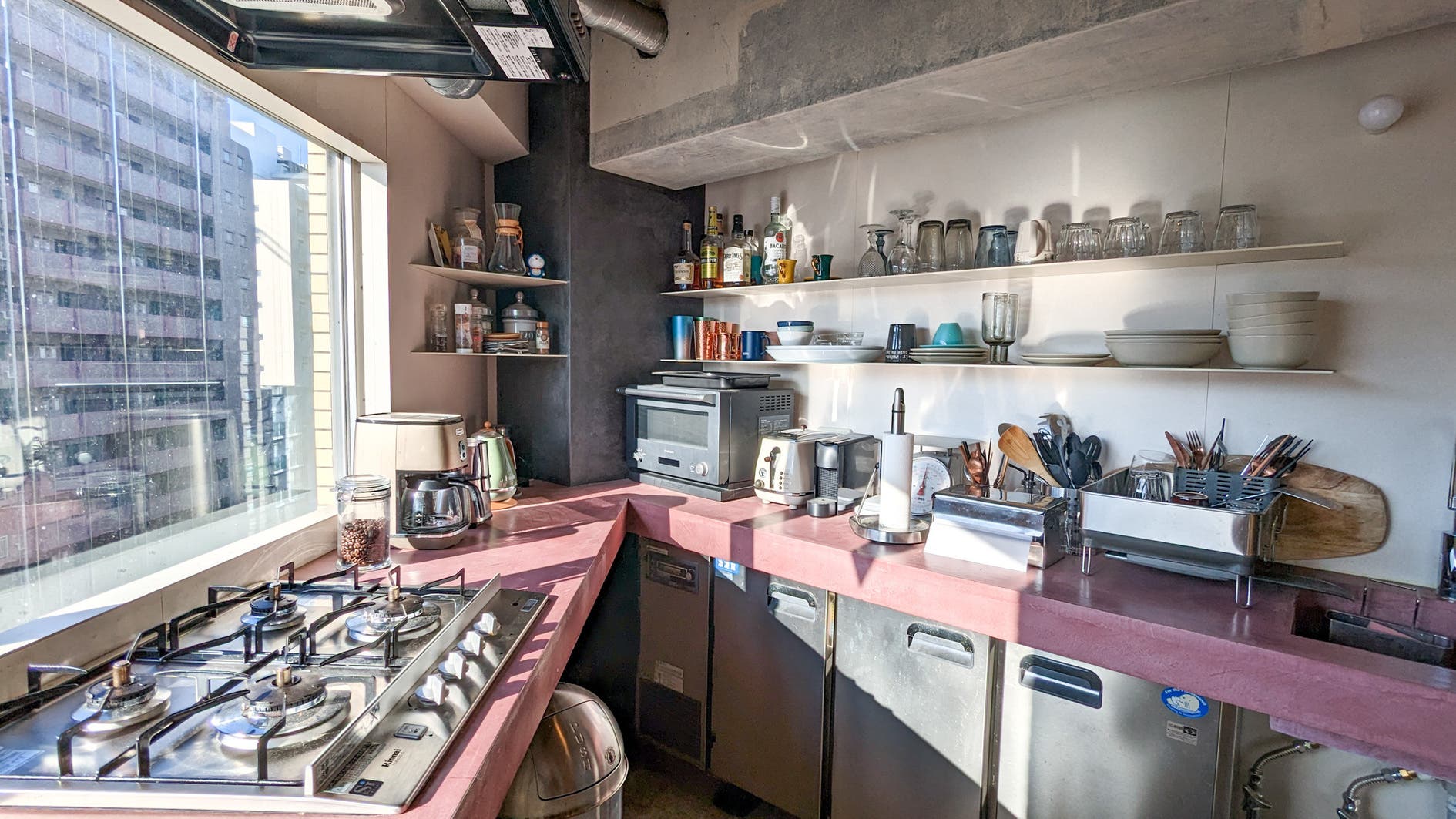 【新中野駅 徒歩40秒】デザイナーズリノベーションスペースの写真4