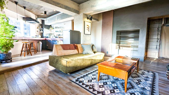 【新中野駅 徒歩40秒】デザイナーズリノベーションスペースの写真1