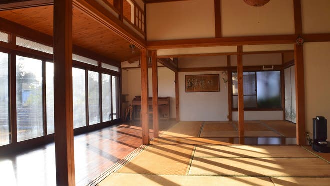 湘南 海近 港街の古民家の写真1