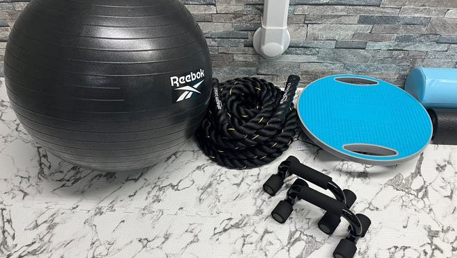 【五反田駅東口 徒歩3分】完全個室・広々34㎡・24時間営業・高品質マシン完備・有酸素マシン完備の写真6