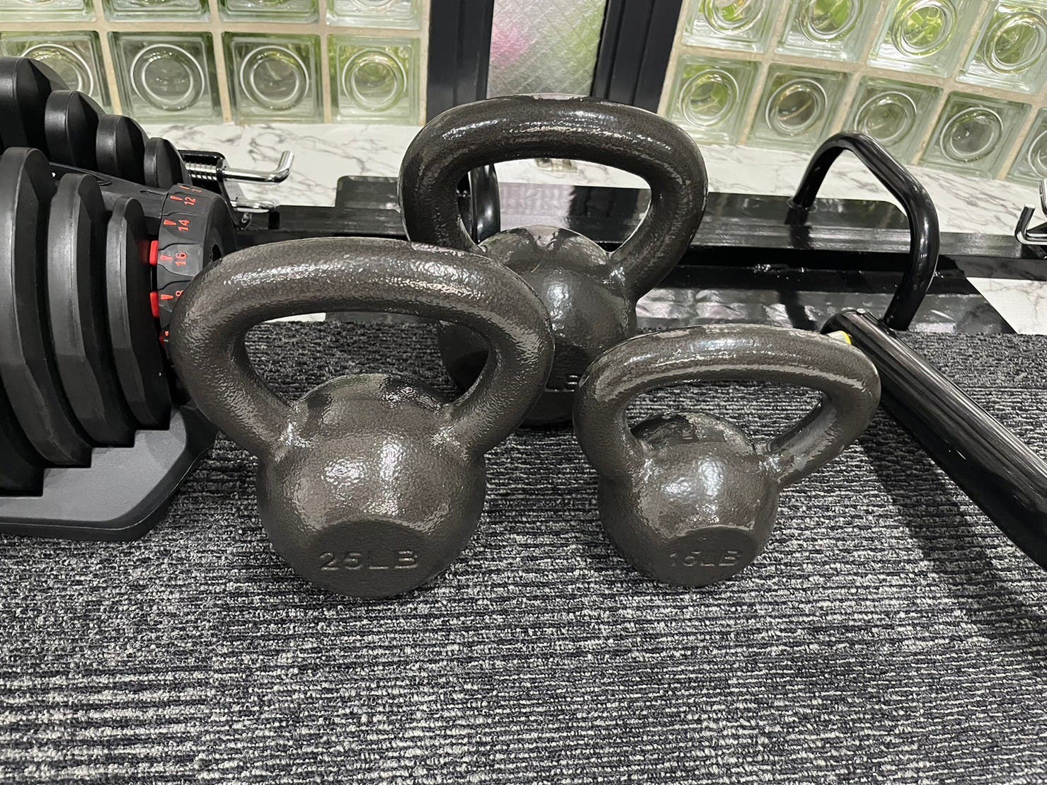 【五反田駅東口 徒歩3分】完全個室・広々34㎡・24時間営業・高品質マシン完備・有酸素マシン完備の写真8