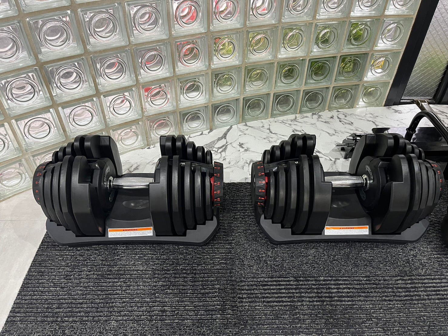 【五反田駅東口 徒歩3分】完全個室・広々34㎡・24時間営業・高品質マシン完備・有酸素マシン完備の写真9