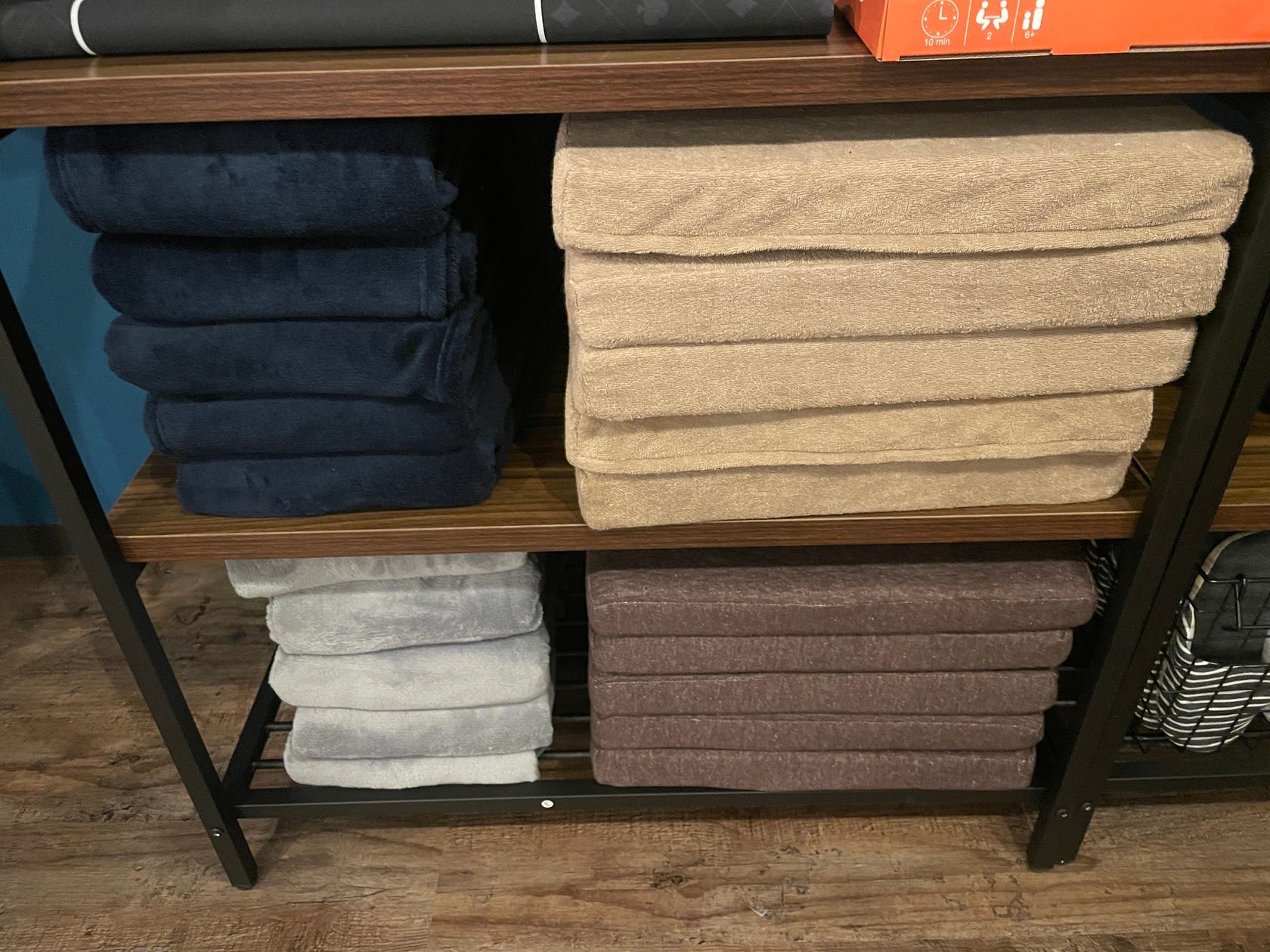 🌻新宿駅徒歩1分🌻ヴィンテージ風大人数スペース✨最上階で陽当たり抜群❗️立地最強❗🎉飲み会🍻打ち上げ🎊の写真12