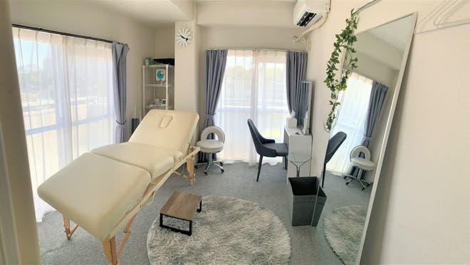 日吉駅徒歩3分☆たくさんの割引プランをご用意☆フットネイルができるのはここだけ!✽パーソナルカラー✽占い等カウンセリングの写真1