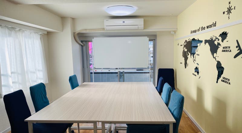 八王子駅至近！⭐️完全個室⭐️50インチ大型テレビモニター⭐️除菌グッズ常備⭐️窓2面あり⭐️即予約可