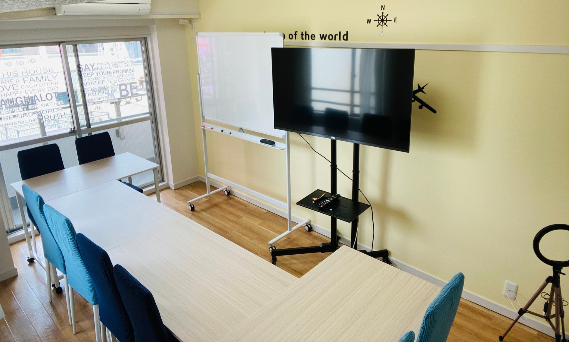 八王子駅至近！⭐️完全個室⭐️50インチ大型テレビモニター⭐️除菌グッズ常備⭐️窓2面あり⭐️即予約可の写真6