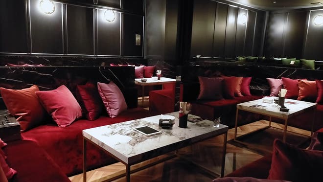 【180名でも大歓迎】栄駅から徒歩4分の好立地でおしゃれな会場です。の写真1