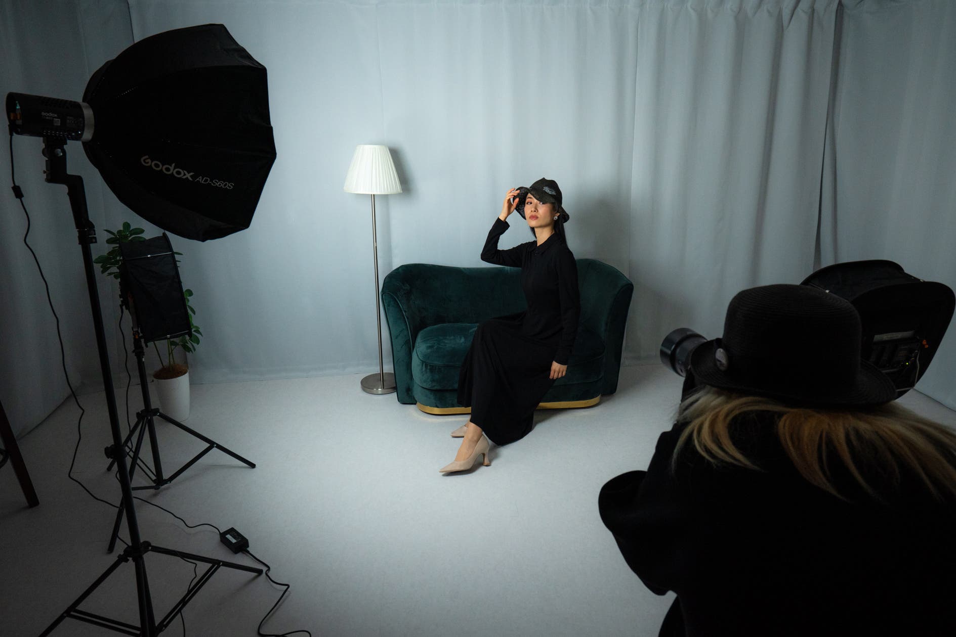 秋葉原駅4分✨激安💖撮影動画スペース🎥静か✨コスプレ・レッスン・セミナー📷格安スタジオ撮影✨充実照明無料📷とってもお安いの写真8