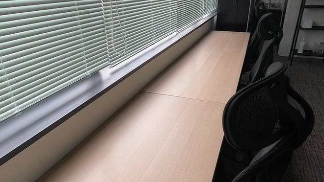 H席(4階コワーキング)1名分の利用(複数名でのご利用は人数分の予約をお願いします)の写真3