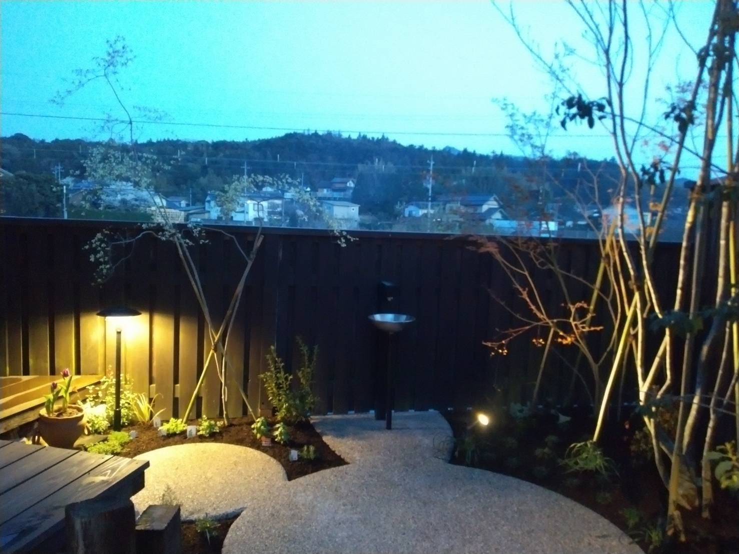 まるごと戸建て貸切✨広々キッチン✨Wi-Fi✨ウッドデッキ・庭✨24時間✨スピーカー🎵各種VOD｜YouTube_408の写真4