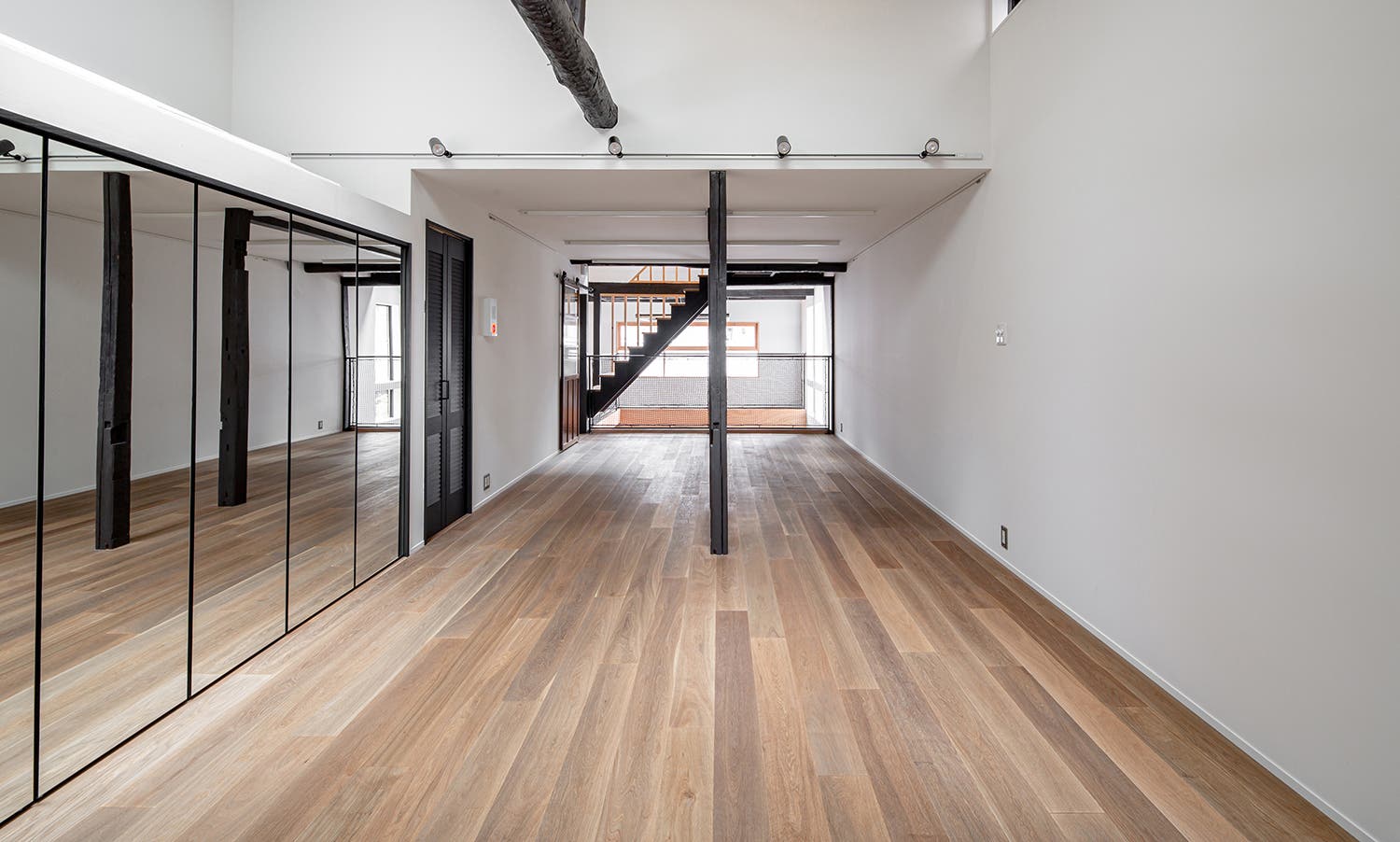 築100年の京町家をリノベーション! 落ち着いた雰囲気のある多目的レンタルスタジオスペースの写真2