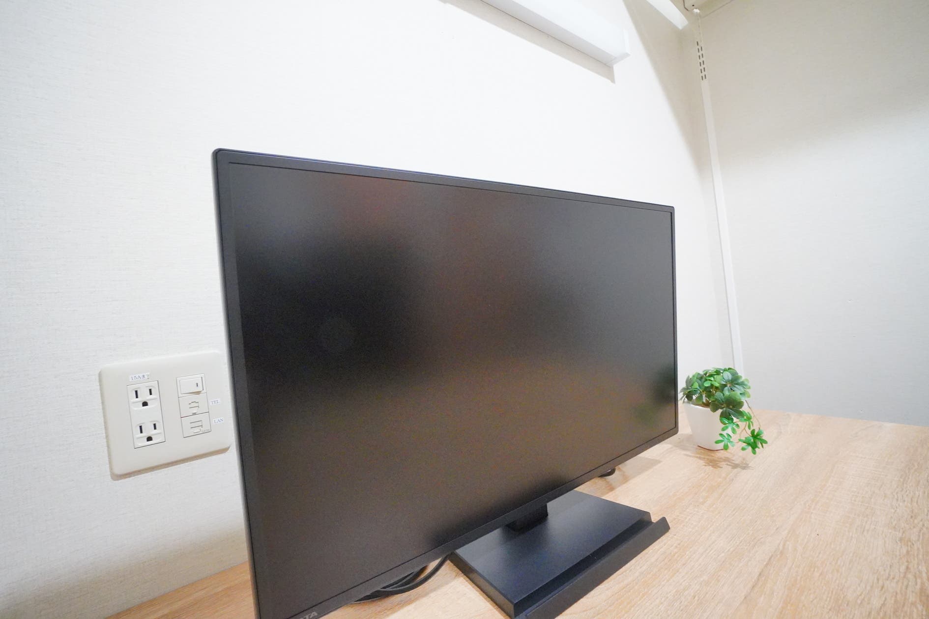 ＜ミニマルワークスペース池袋203＞備品追加❗️🖥駅近🚃Wi-Fi📶フリードリンク☕️リモートワーク/ZOOM/作業場所の写真7