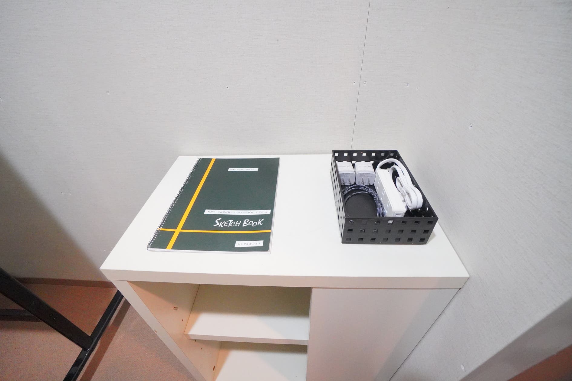＜ミニマルワークスペース池袋219＞備品追加❗️🖥駅近🚃Wi-Fi📶フリードリンク☕️リモートワーク/ZOOM/作業場所の写真10