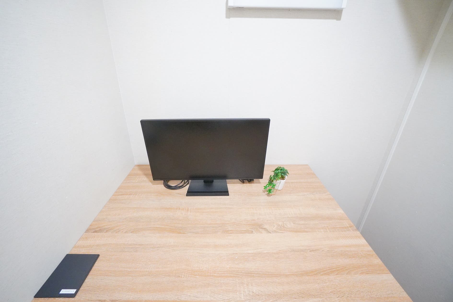 ＜ミニマルワークスペース池袋217＞備品追加❗️🖥駅近🚃Wi-Fi📶フリードリンク☕️リモートワーク/ZOOM/作業場所の写真6
