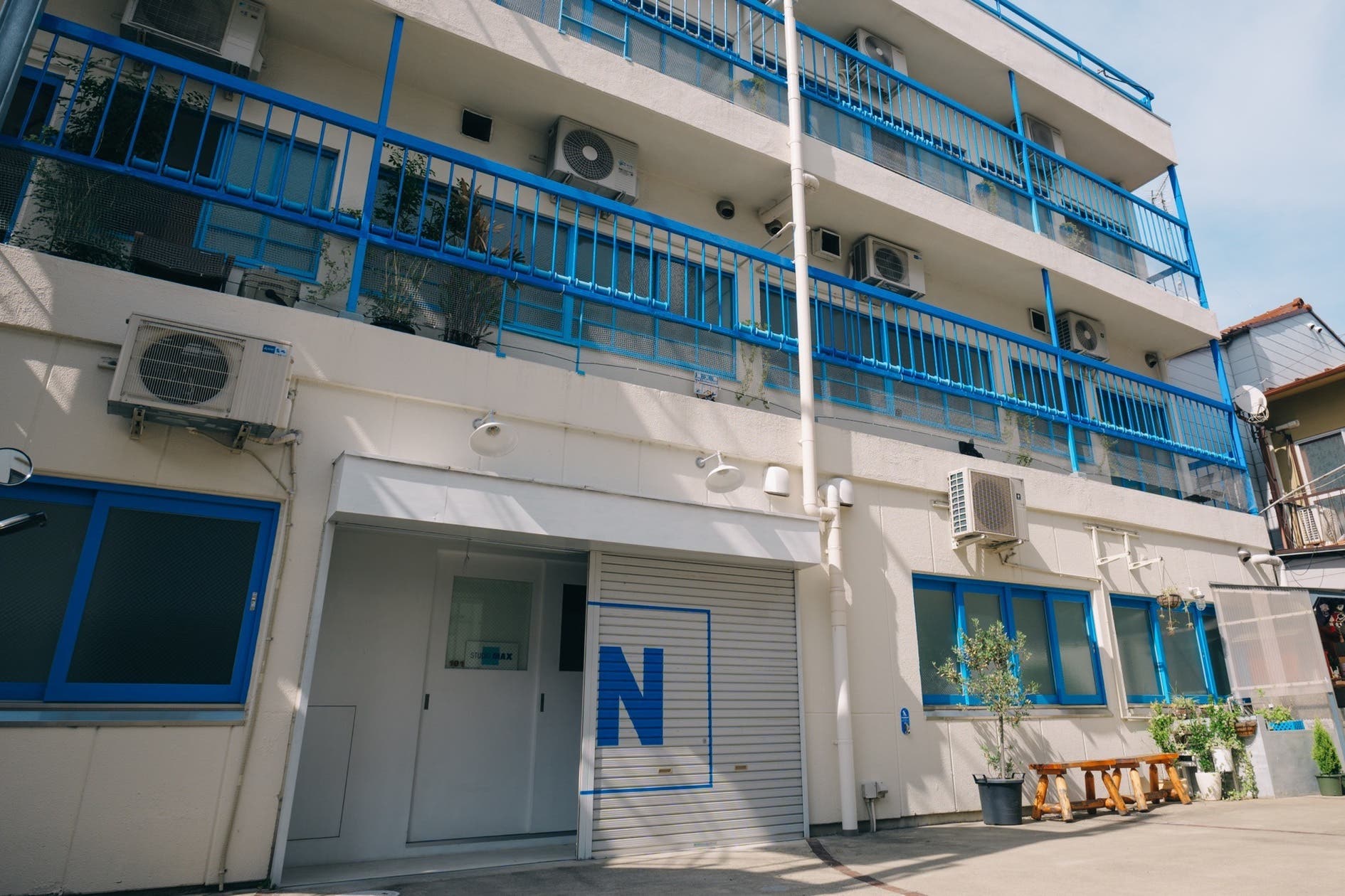 【京都大宮】シンプルで使いやすい！背景紙・機材貸し出し豊富な撮影スタジオ！の写真5