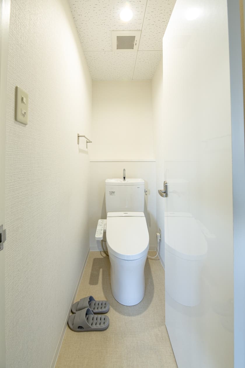 裸足専用スタジオ【京都河原町駅徒歩3分】ヨガプロップスが豊富なレンタルスタジオの写真8