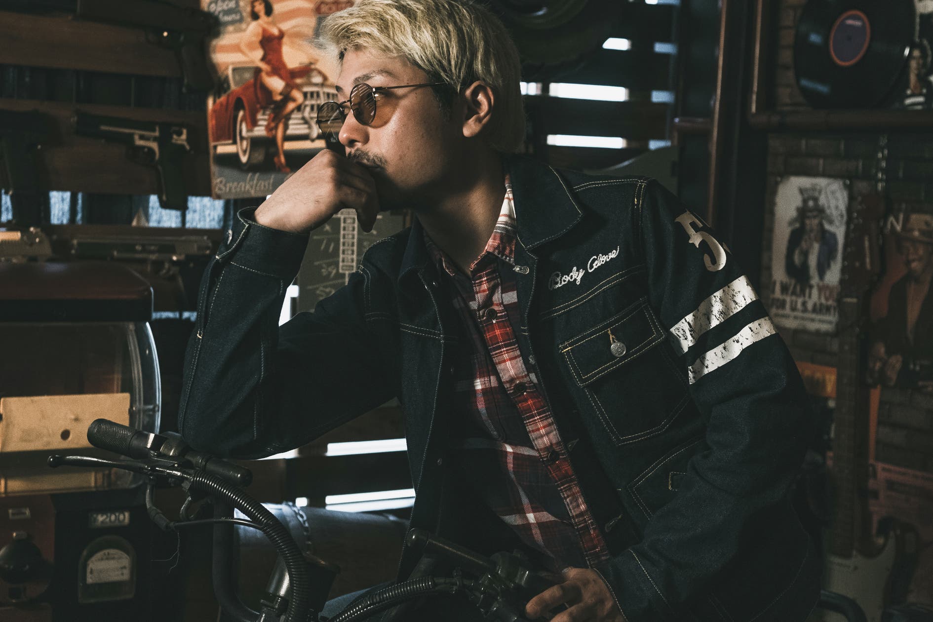 【ストロボ無料レンタル】アメリカンガレージ/廃墟/工場/サイバーパンク/スモークマシン/レトロの写真9