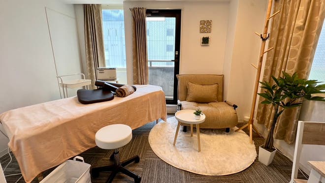 🌸電動ベッド導入🌸《JR大久保駅「徒歩4分」》なごみサロン*完全個室のレンタルサロン|各種備品充実✨の写真1