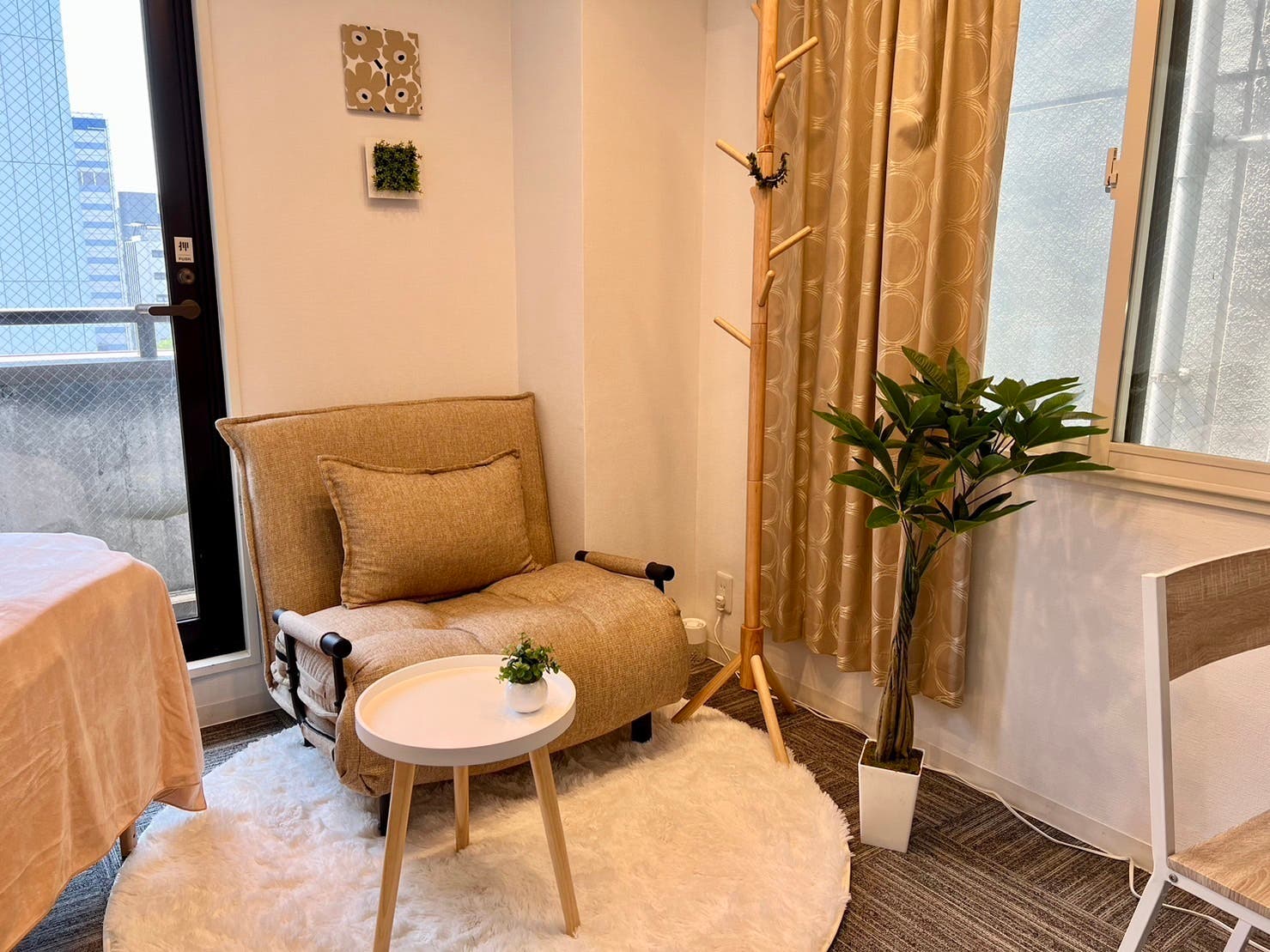 🌸電動ベッド導入🌸《JR大久保駅「徒歩4分」》なごみサロン＊完全個室のレンタルサロン｜各種備品充実✨の写真2
