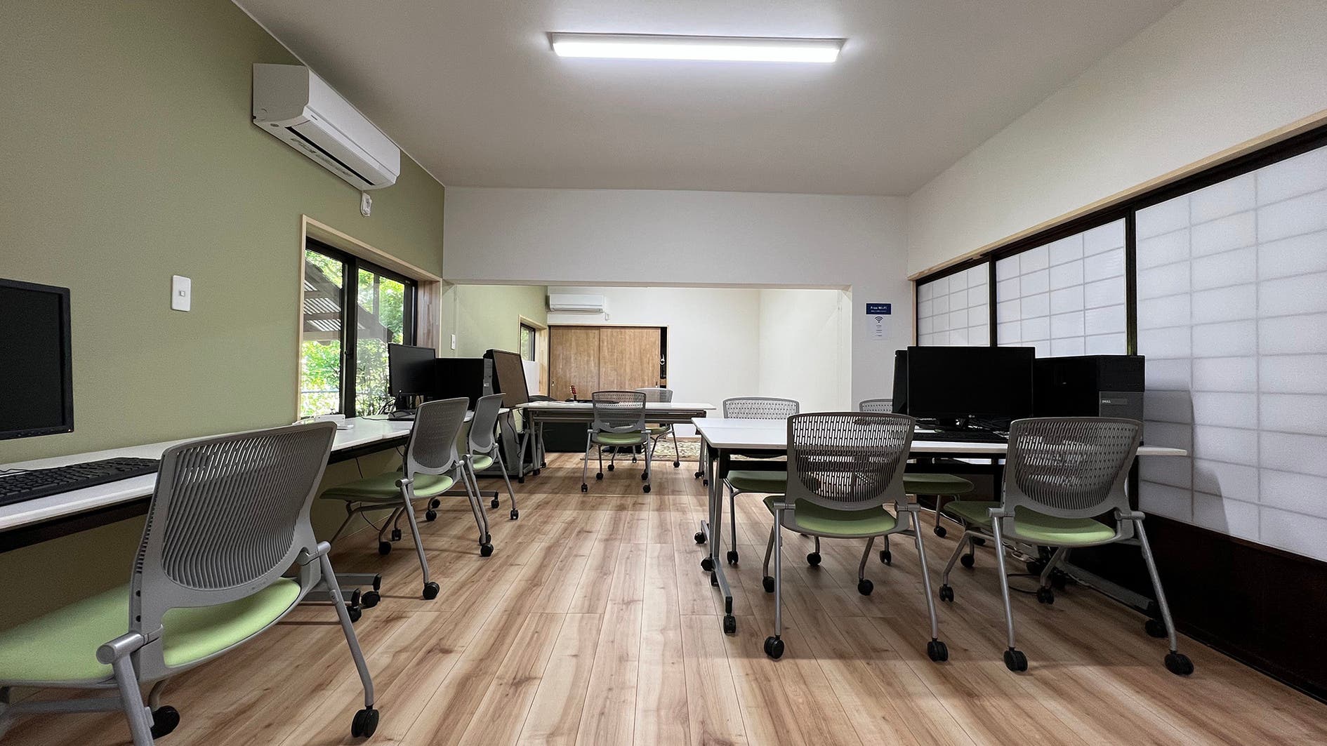 古民家をそのまま活かした和室の写真4