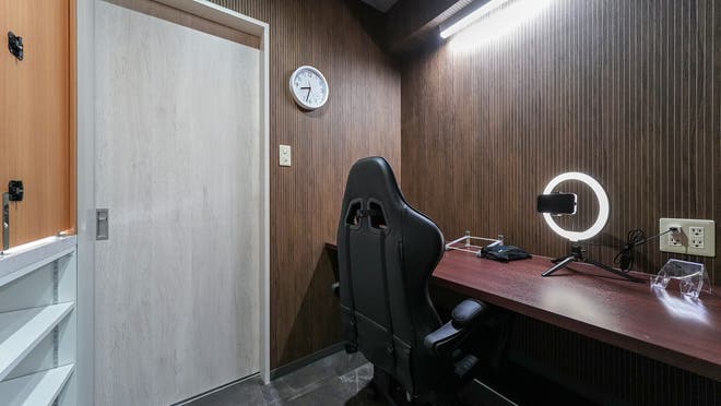 テレワークやリモートワーク、ミシン作業などに最適なお一人様用コアーキングスペース:完全個室!!の写真13