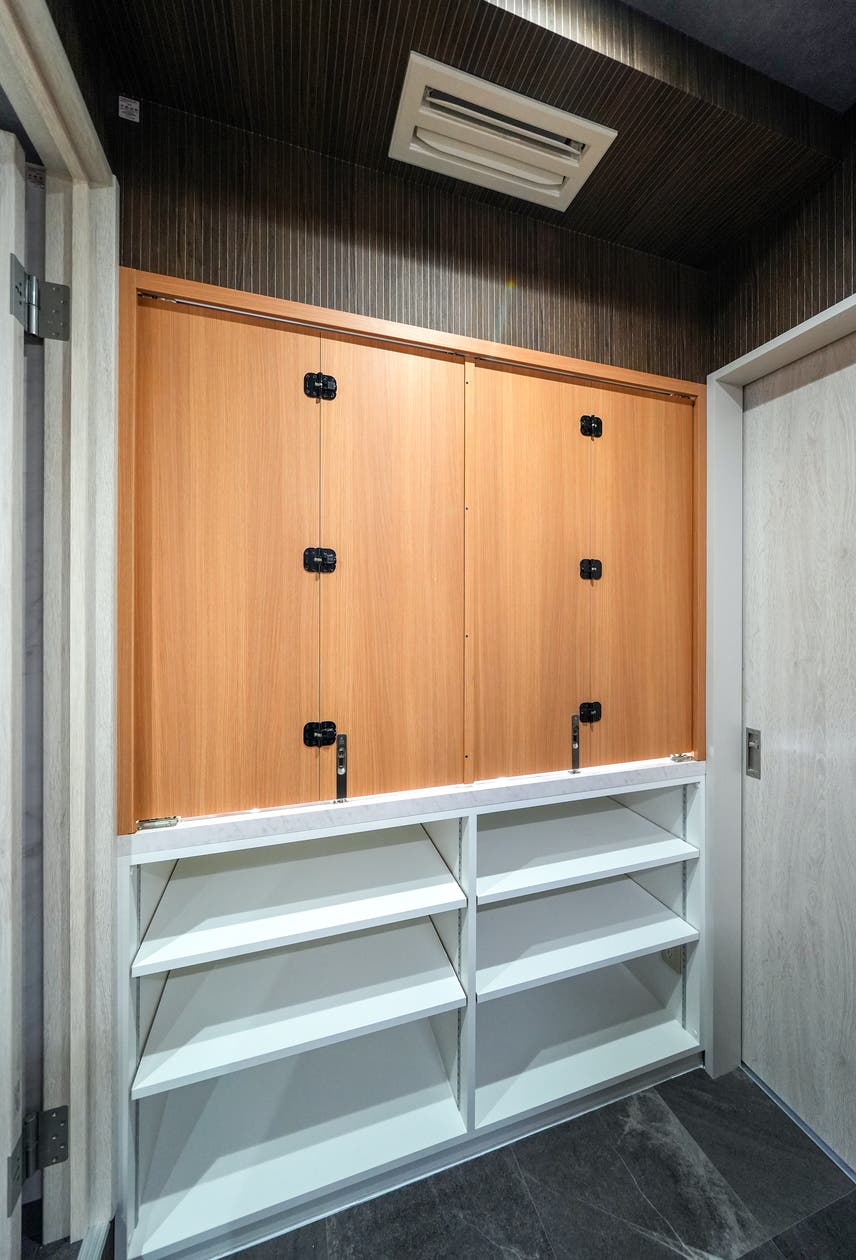 テレワークやリモートワーク、ミシン作業などに最適なお一人様用コアーキングスペース：完全個室！！の写真16