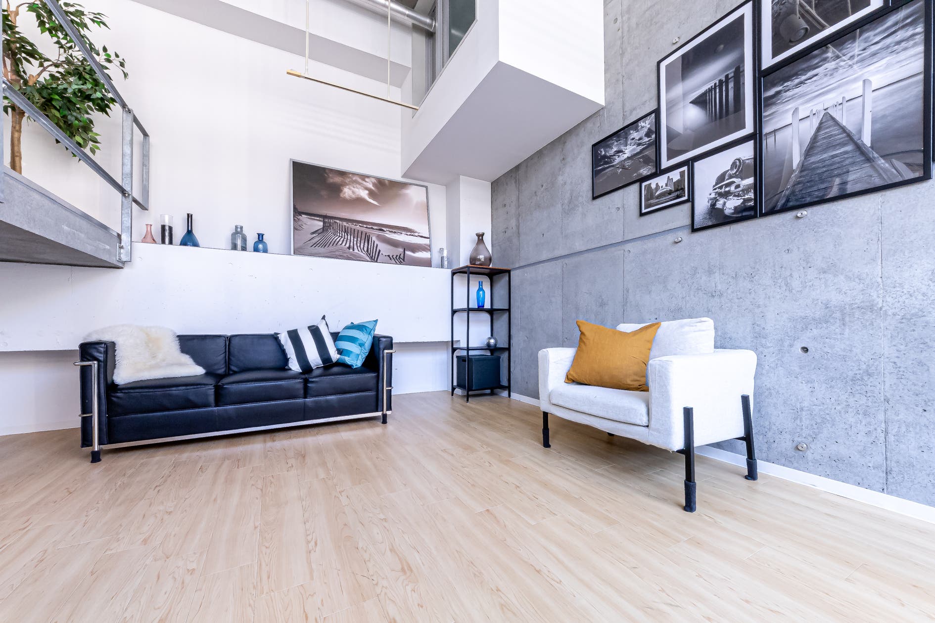 Ａ２．［天井高4M・2面採光］多面性のあるスタイリッシュ空間　MV/対談/カフェ/バス/ベッドの写真22