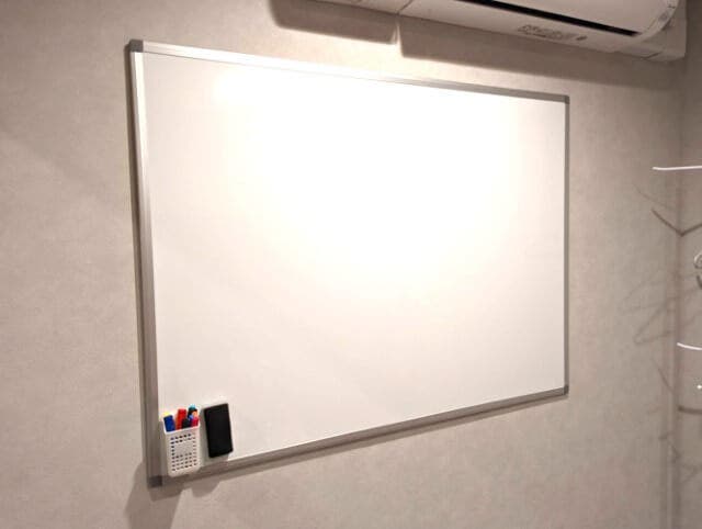 会議室(1～4人用)Wi-Fi完備/大型モニター/WEB会議/フリードリンクの写真9