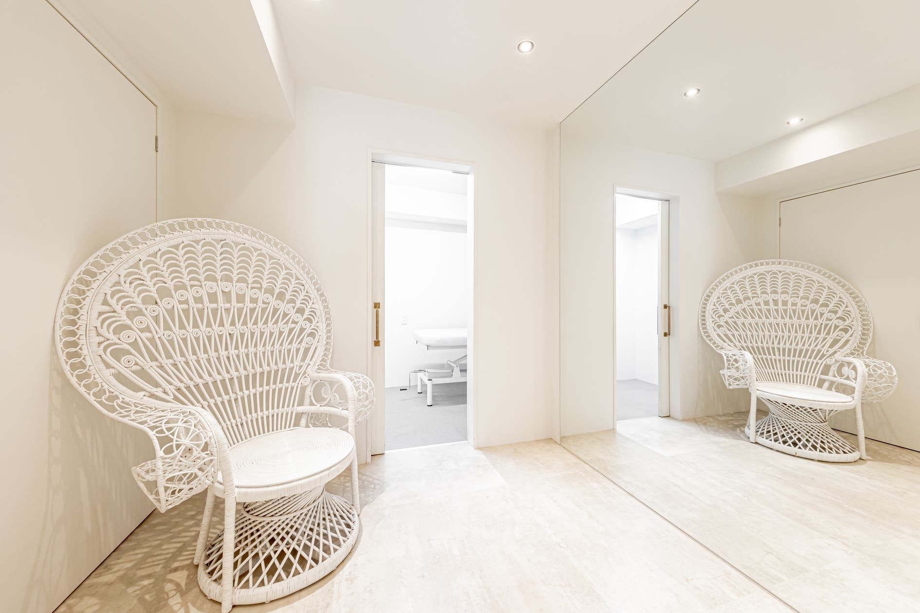 🌻完全個室🌻/新宿駅🚊3分/幡ヶ谷🚶‍♀️3分/路面店/マッサージ・美容・ネイルサロン/ポップアップストア/撮影用途もOKの写真5