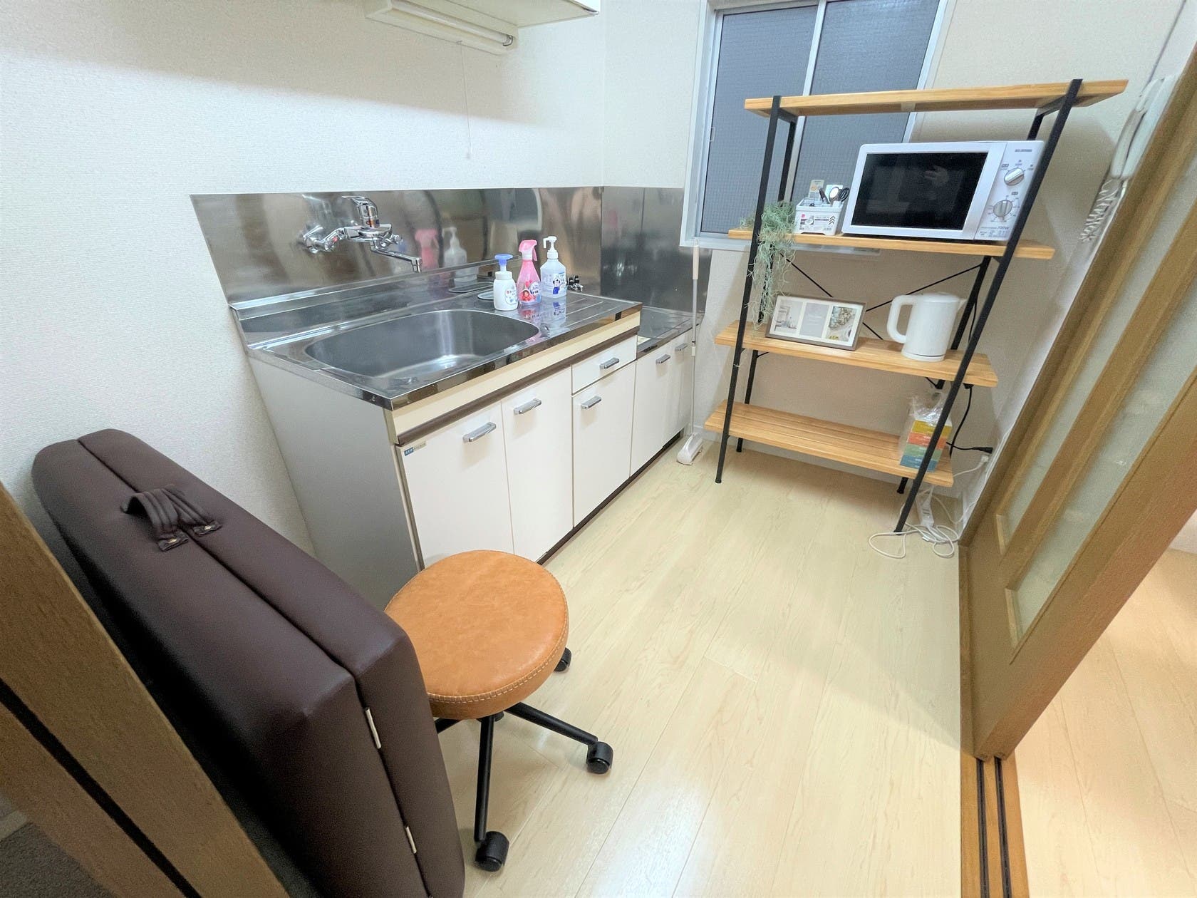 大井町駅徒歩3分！セミナーもできる広々会議室☆新規リフォーム済み✨の写真16