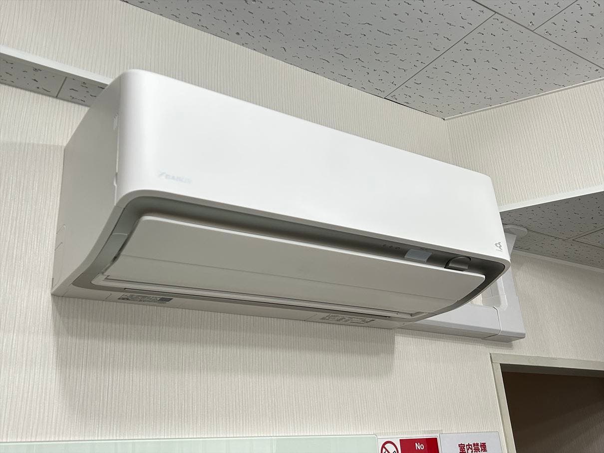 【2/6リニューアルOPEN：ゆるり新宿西口】駅から徒歩30秒、JR新宿駅からも地下通路で5分。ミーティングからテレワークまで。の写真14