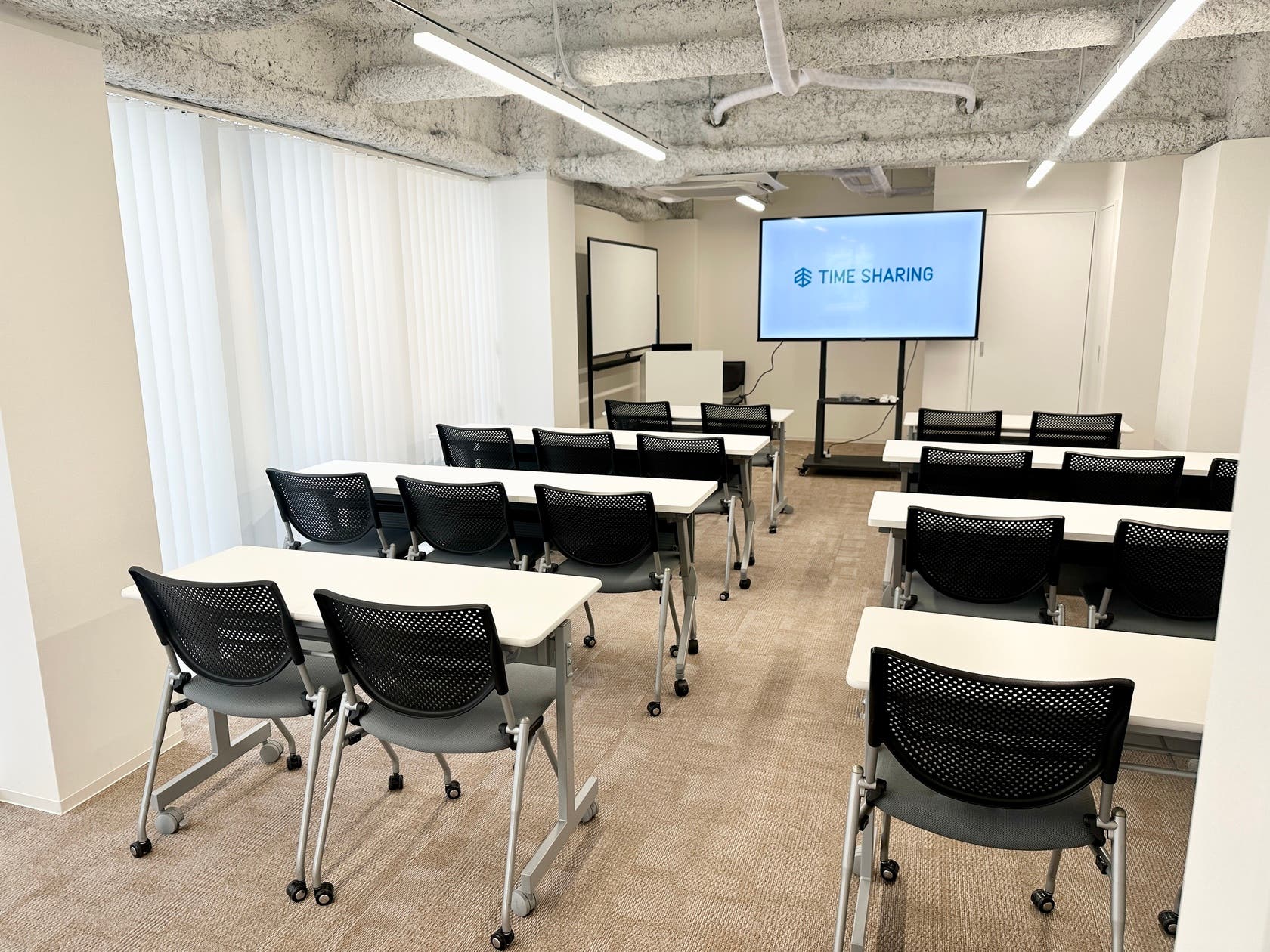 4F【 茅場町駅 1分 】オプション料金0円で設備・備品使い放題♪WiFi無料♥便利な駅近会議室の写真5