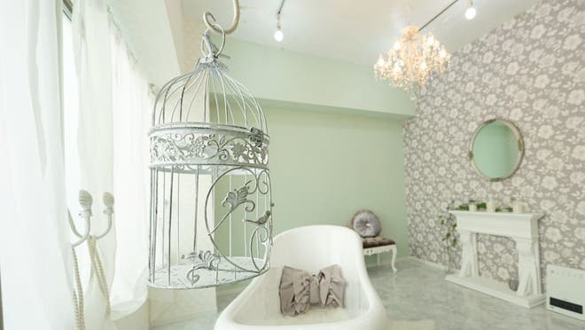 【apps Est】圧倒的明るさ!猫脚バスタブの入った上品で可愛い女性が輝くレフ版要らず空間◎肌も綺麗に映る可愛さ満点空間◎の写真6