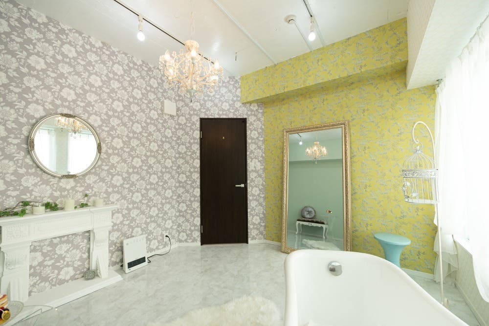 【apps Est】圧倒的明るさ！猫脚バスタブの入った上品で可愛い女性が輝くレフ版要らず空間◎肌も綺麗に映る可愛さ満点空間◎の写真7