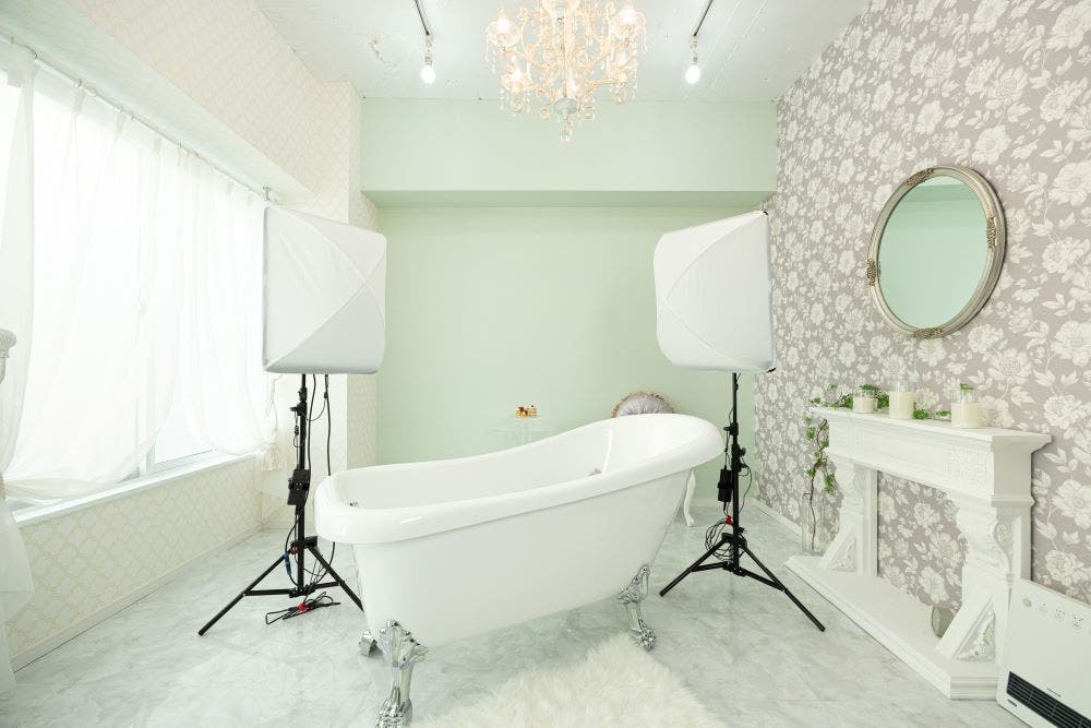 【apps Est】圧倒的明るさ！猫脚バスタブの入った上品で可愛い女性が輝くレフ版要らず空間◎肌も綺麗に映る可愛さ満点空間◎の写真10