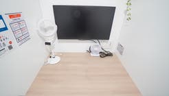 <ミニマルワークブース新大阪No.1>完全個室ワークブース💼Wi-Fi📶電源🔌テレワーク/ZOOM/自習/作業場所の写真3