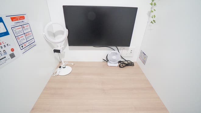 <ミニマルワークブース新大阪No.1>完全個室ワークブース💼Wi-Fi📶電源🔌テレワーク/ZOOM/自習/作業場所の写真3