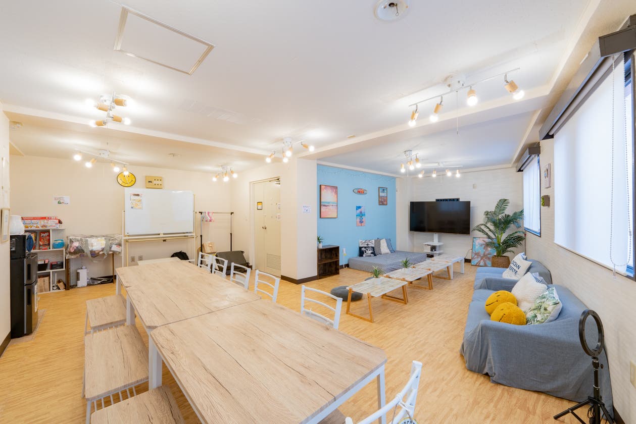 メリクリ🎉🎅✨ひろびろ50㎡✨ふんわりやわらか床🎵100インチスクリーン📺ボドゲ充実👍24時間営業⌚終電待ちに😊の写真13