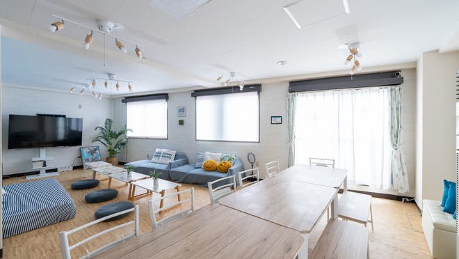 メリクリ🎉🎅✨ひろびろ50㎡✨ふんわりやわらか床🎵100インチスクリーン📺ボドゲ充実👍24時間営業⌚終電待ちに😊の写真15