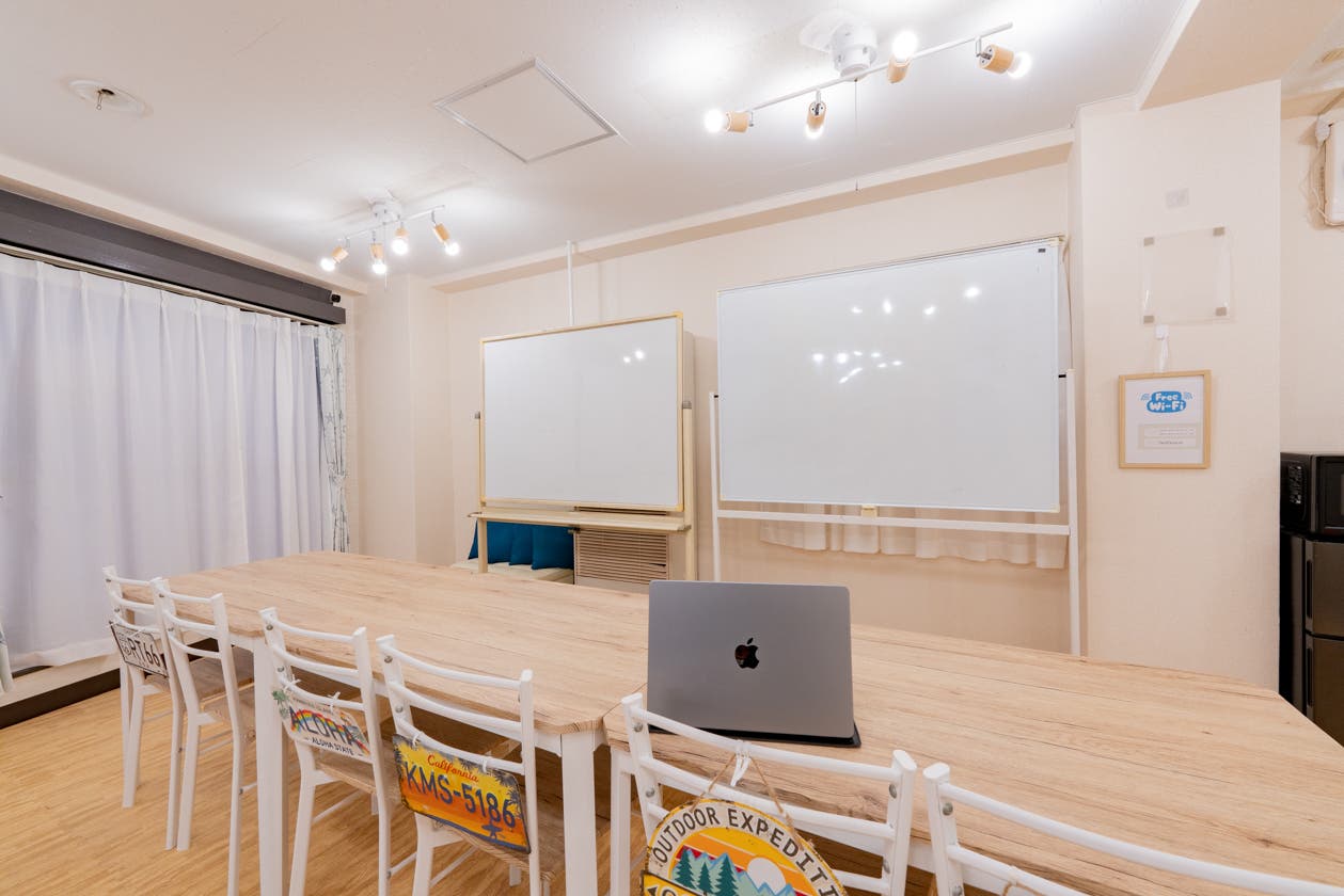 メリクリ🎉🎅✨ひろびろ50㎡✨ふんわりやわらか床🎵100インチスクリーン📺ボドゲ充実👍24時間営業⌚終電待ちに😊の写真21