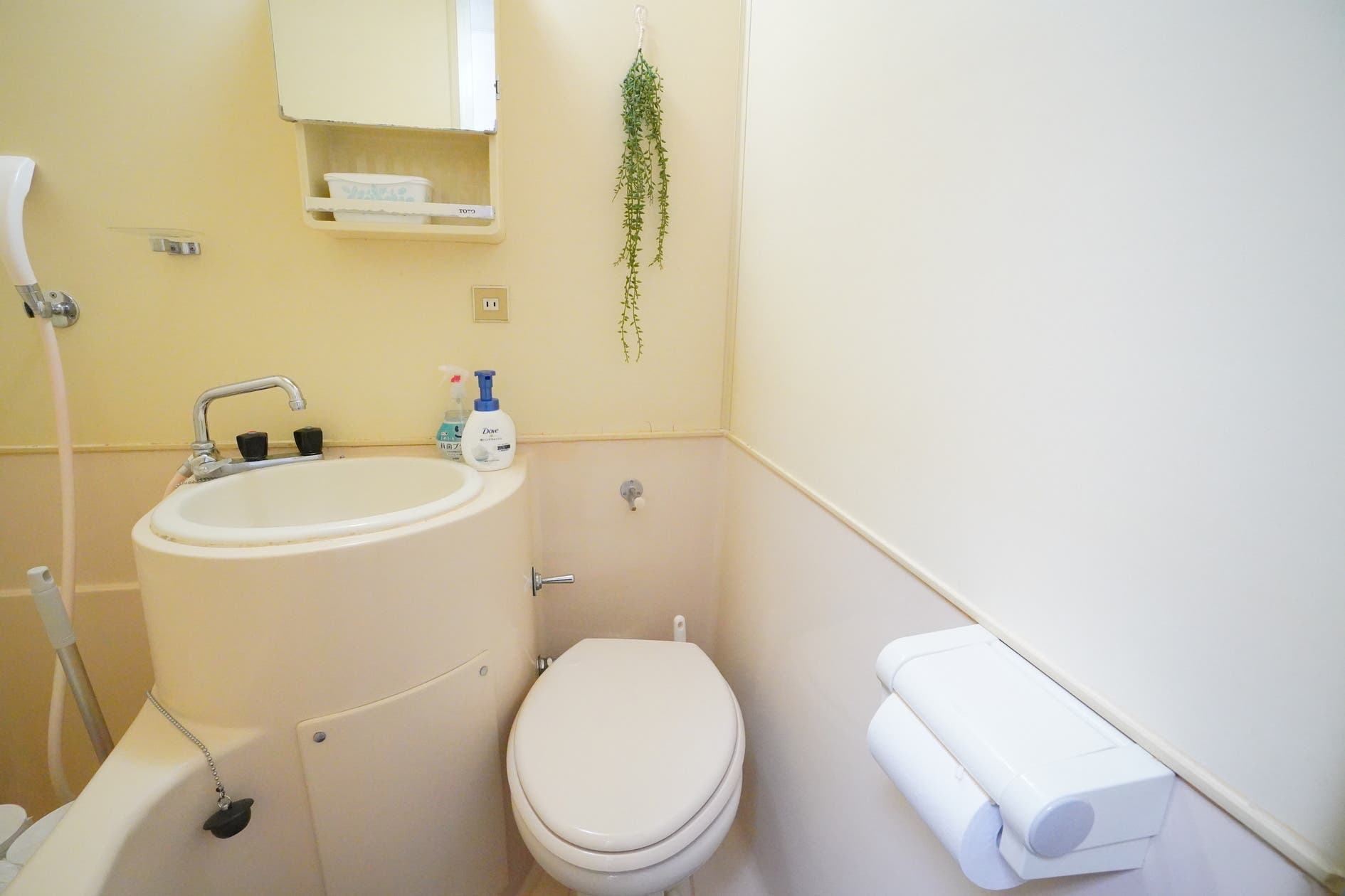 ＜シュシュWork新大阪No.1＞完全個室💼Wi-Fi📶モニター🖥テレワーク/ZOOM/自習/作業場所の写真9