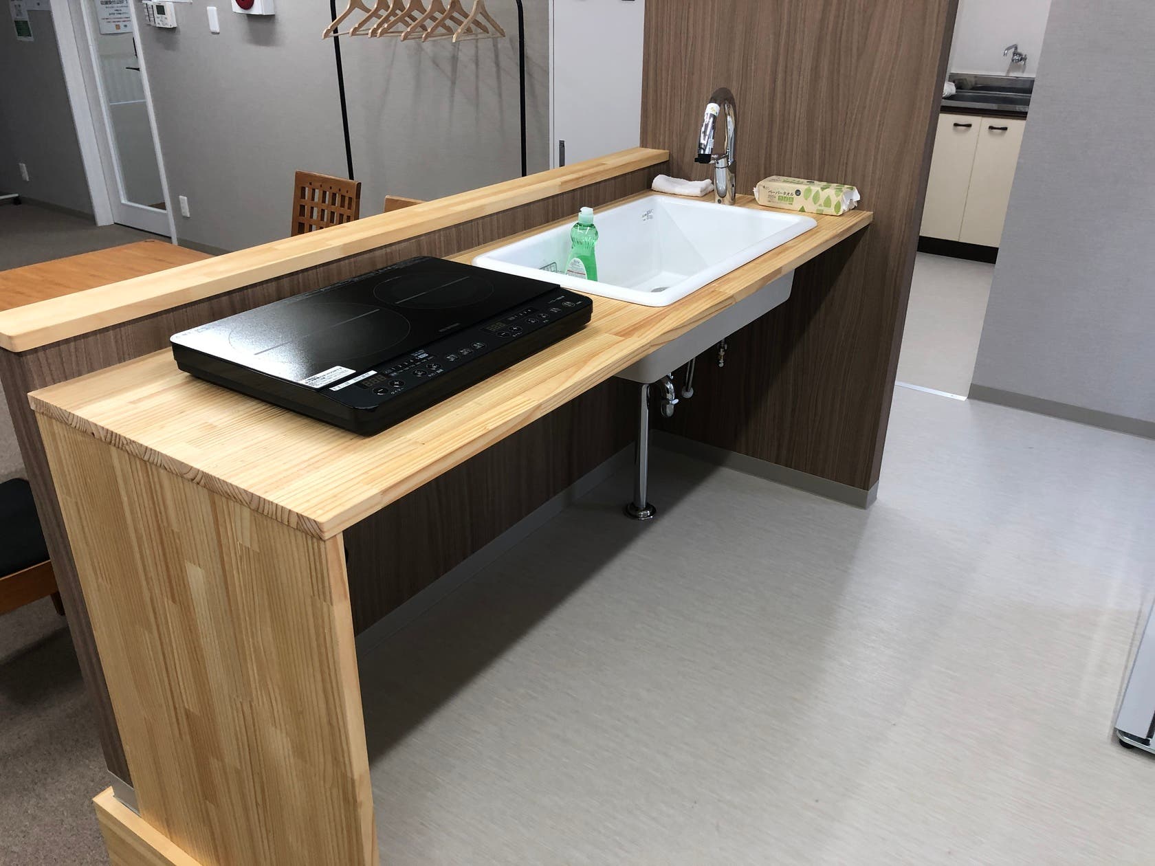 JR神戸駅前２分の60㎡大会議室です。商談会・物販等イベント向けパーティースペース。キッチンあり。の写真7