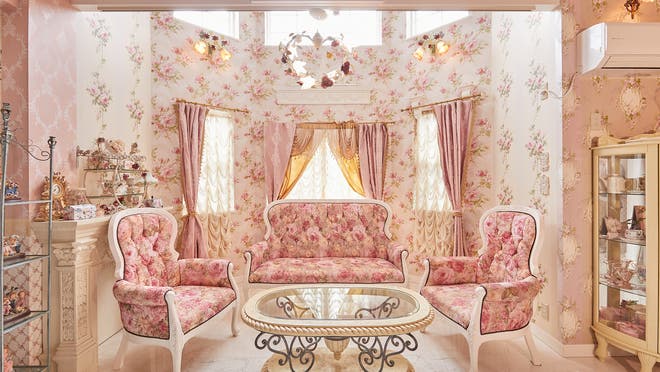 まるでヨーロッパの貴族の館。夢のような非日常空間を贅沢に一棟丸ごと貸切可能📷撮影会、コスプレ、推し活、誕生会/お迎えサービス有の写真24