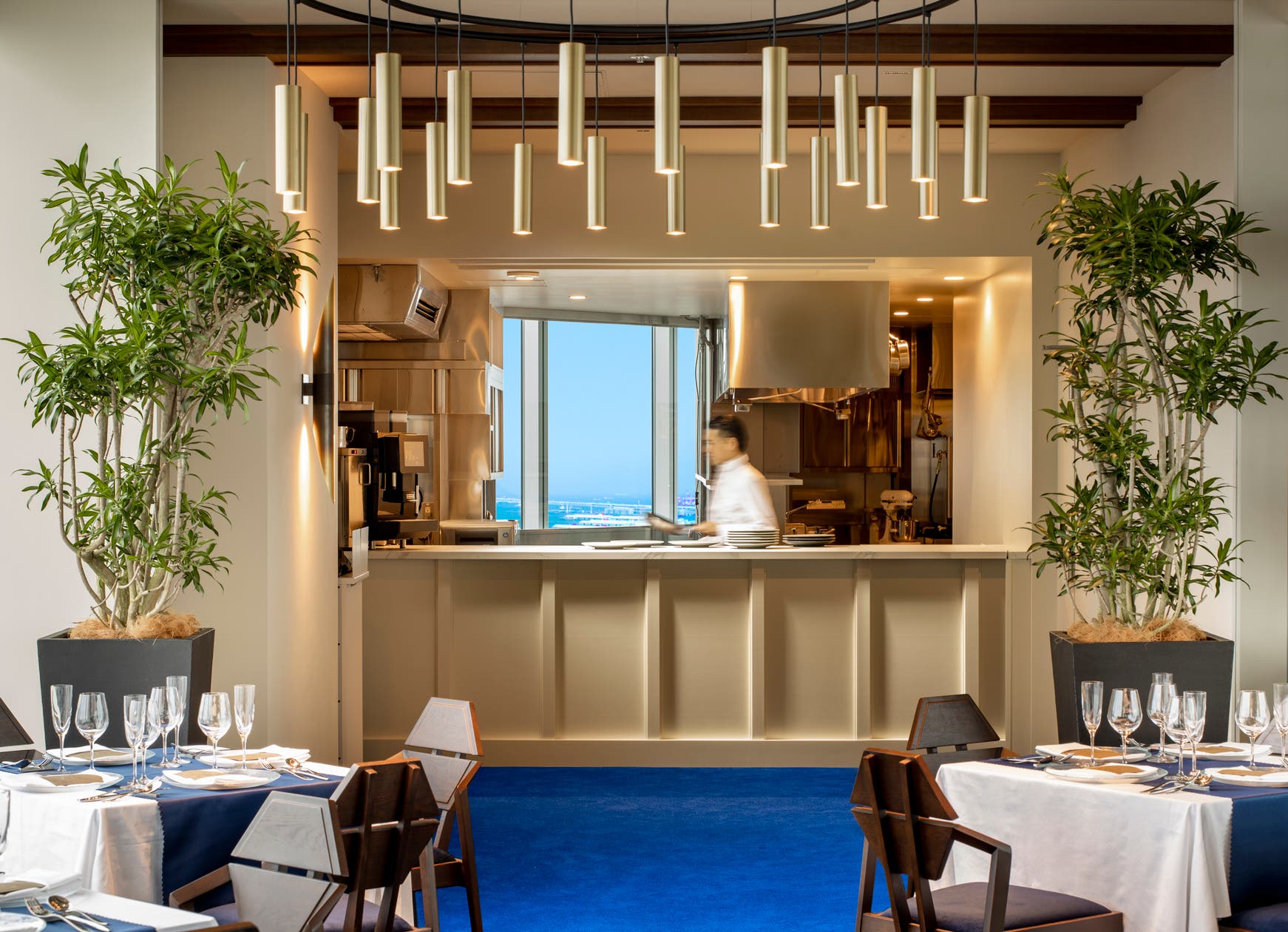 みなとみらい大観覧車〜赤レンガ〜ベイブリッジ一望するレストランの写真5