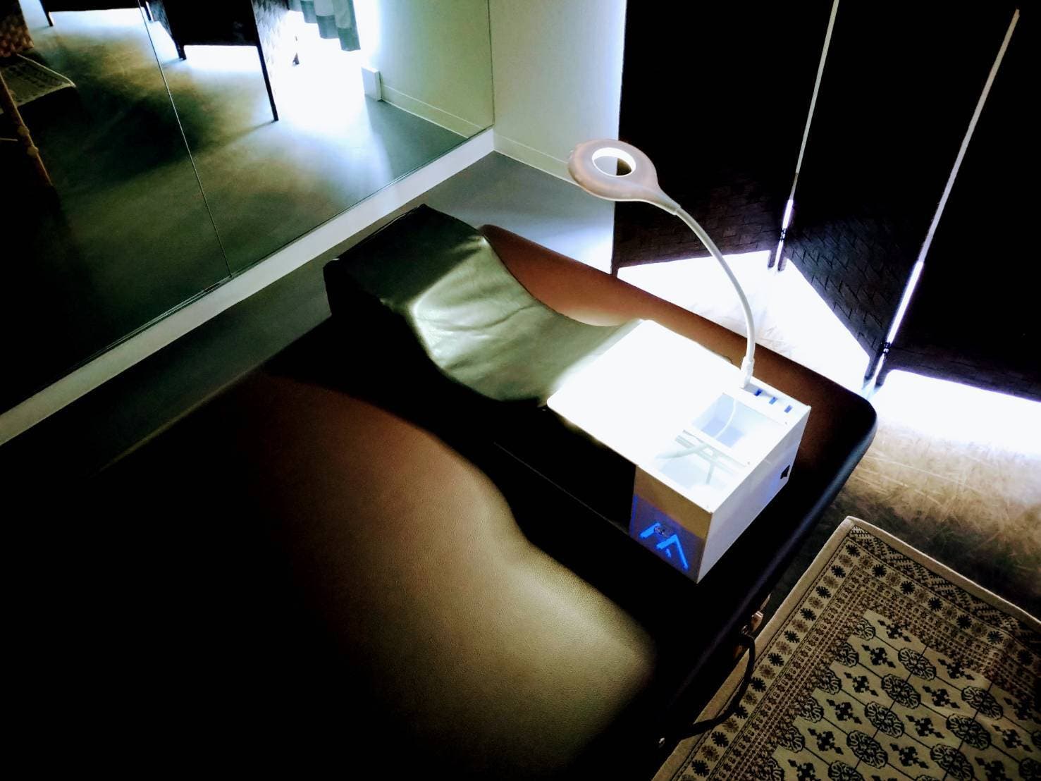 【リニューアル🎉特別価格✨】駅近30秒🌈最大22％OFF🌈一面鏡張りの広々サロン💎24ｈ整体・エステ・まつエクに💕の写真6