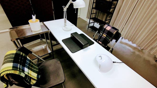 【リニューアル🎉特別価格✨】駅近30秒🌈最大22%OFF🌈一面鏡張りの広々サロン💎24h整体・エステ・まつエクに💕の写真4