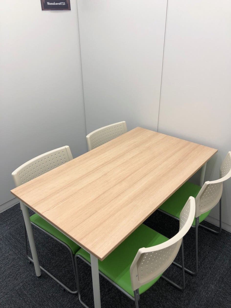 【貸個室スペース】＜まなクル白石＞　地下鉄白石駅徒歩４分！4人収容可　会議/面談/テレワークに！　wifi・電源完備の写真3