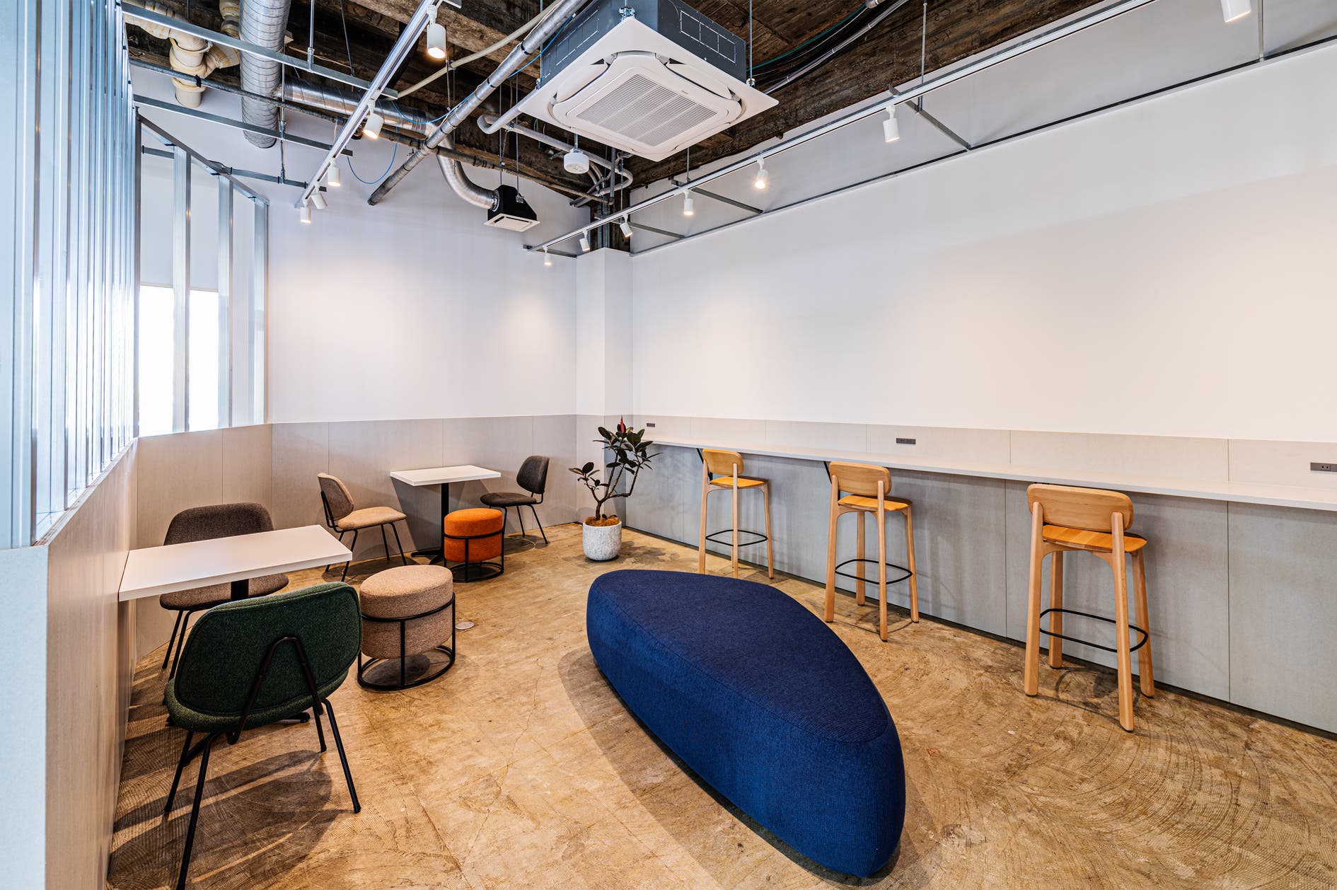 🅰️✨天神駅徒歩6分🏢試着室完備◎ポップアップ、フリマ会場、展示会、撮影に最適なイベントスペースの写真15